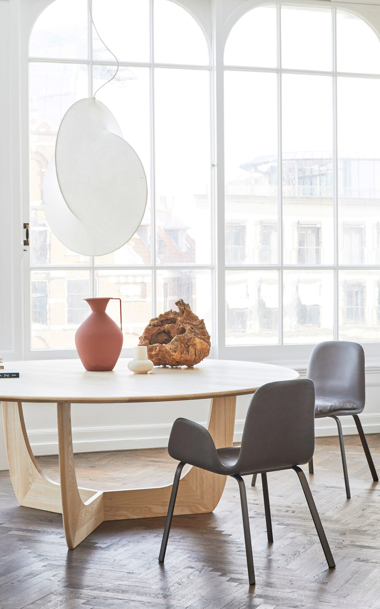 CALA ROUND TABLE - Bloom Furniture Studio